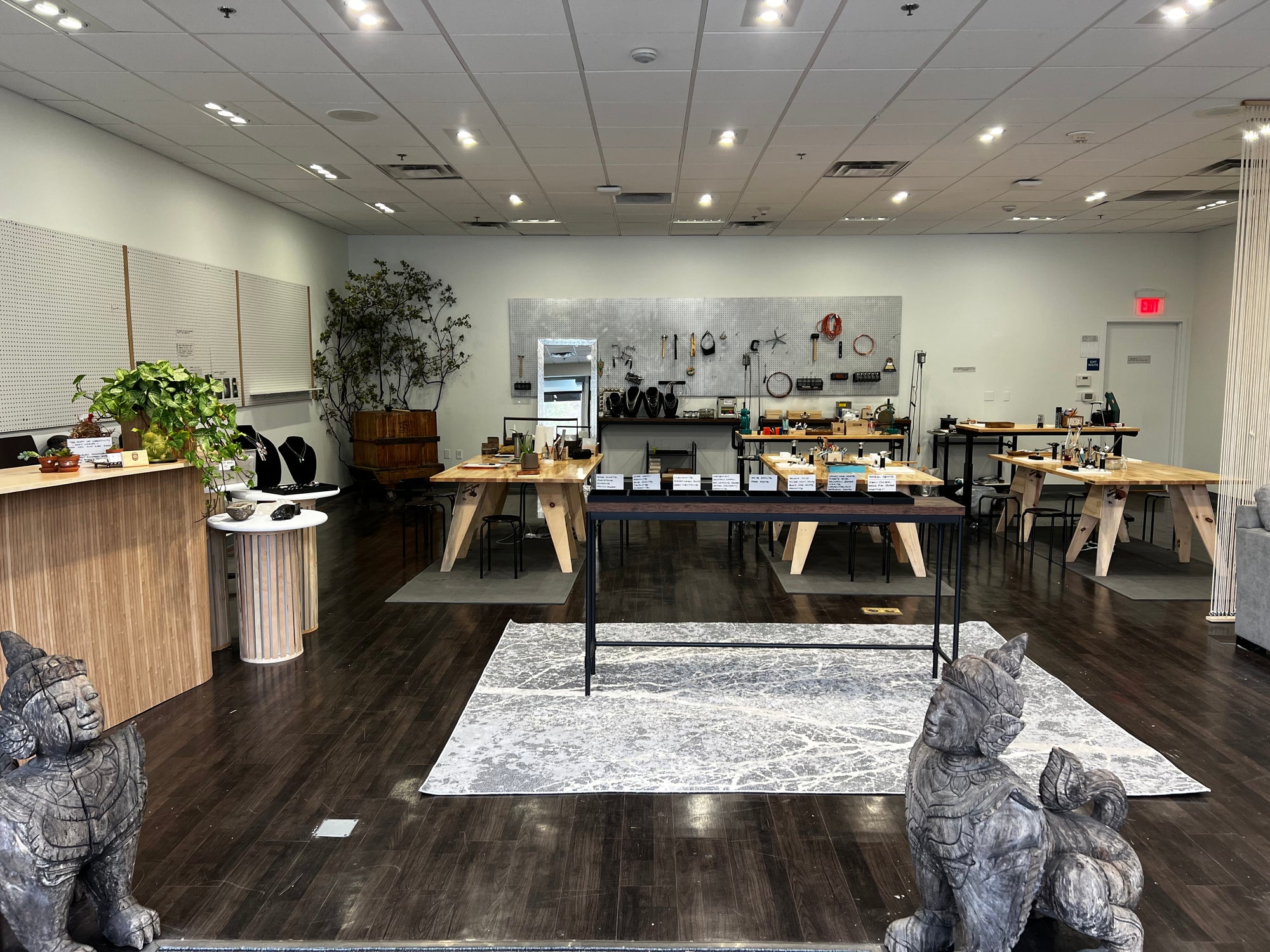 Silverwork Studios:Jewelry workshop, jewelry class, permanent jewelry